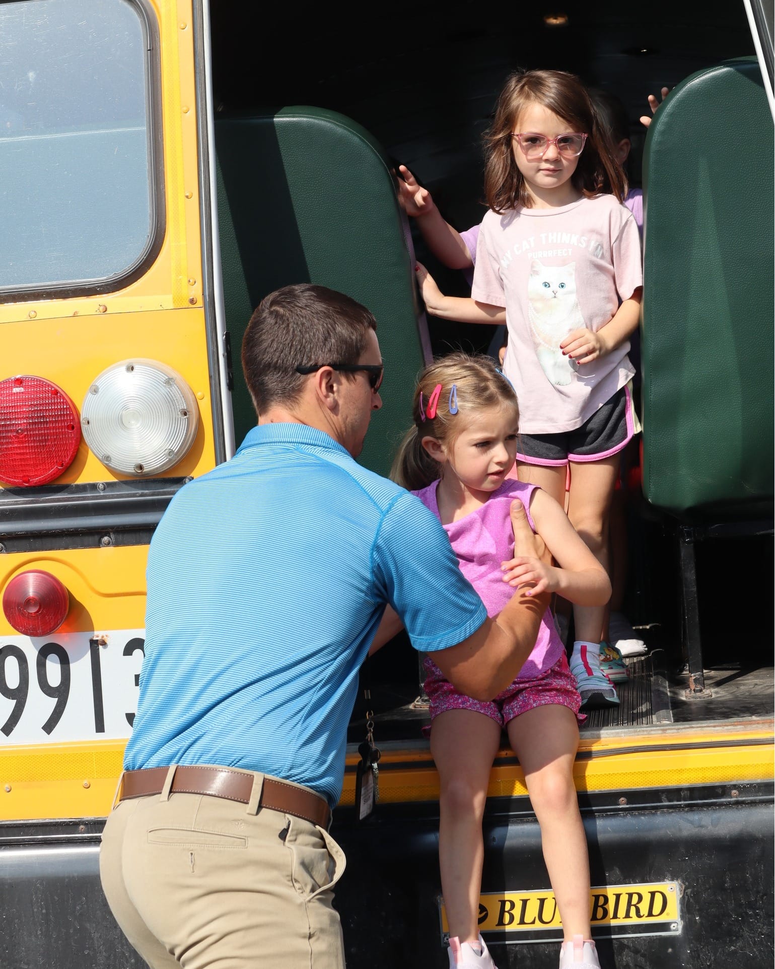 HN Elementary Students Practice Timely Bus Safety Drills - 95.3 WKTN ...